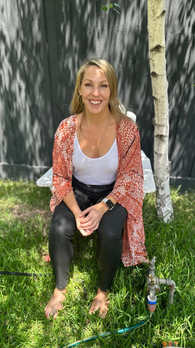 Contact | Celeste Halliday